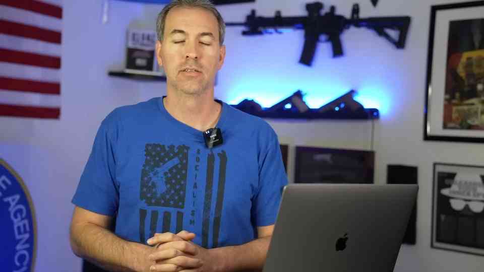 Ex-CIA Jason Hanson reacts to a failed assassination attempt