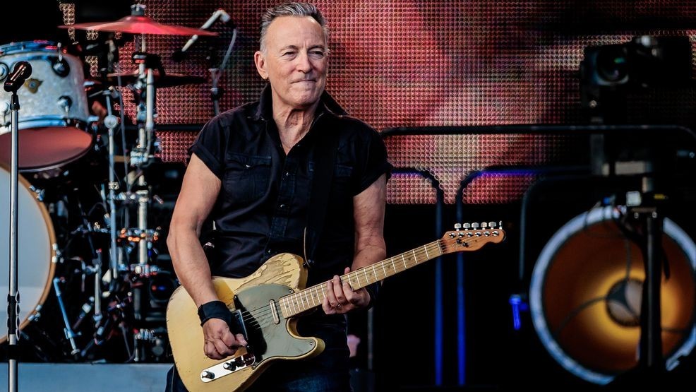Bruce Springsteen brings 'Land of Hopes & Dreams American Tour' to ...