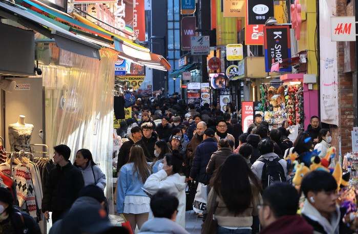 Streets packed on last day of holiday