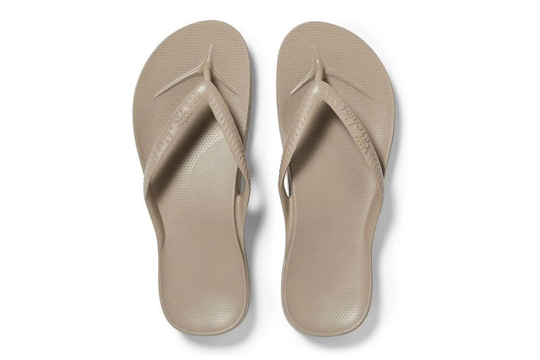 The 9 most comfy shoes to buy for under $100, according to podiatrists ...