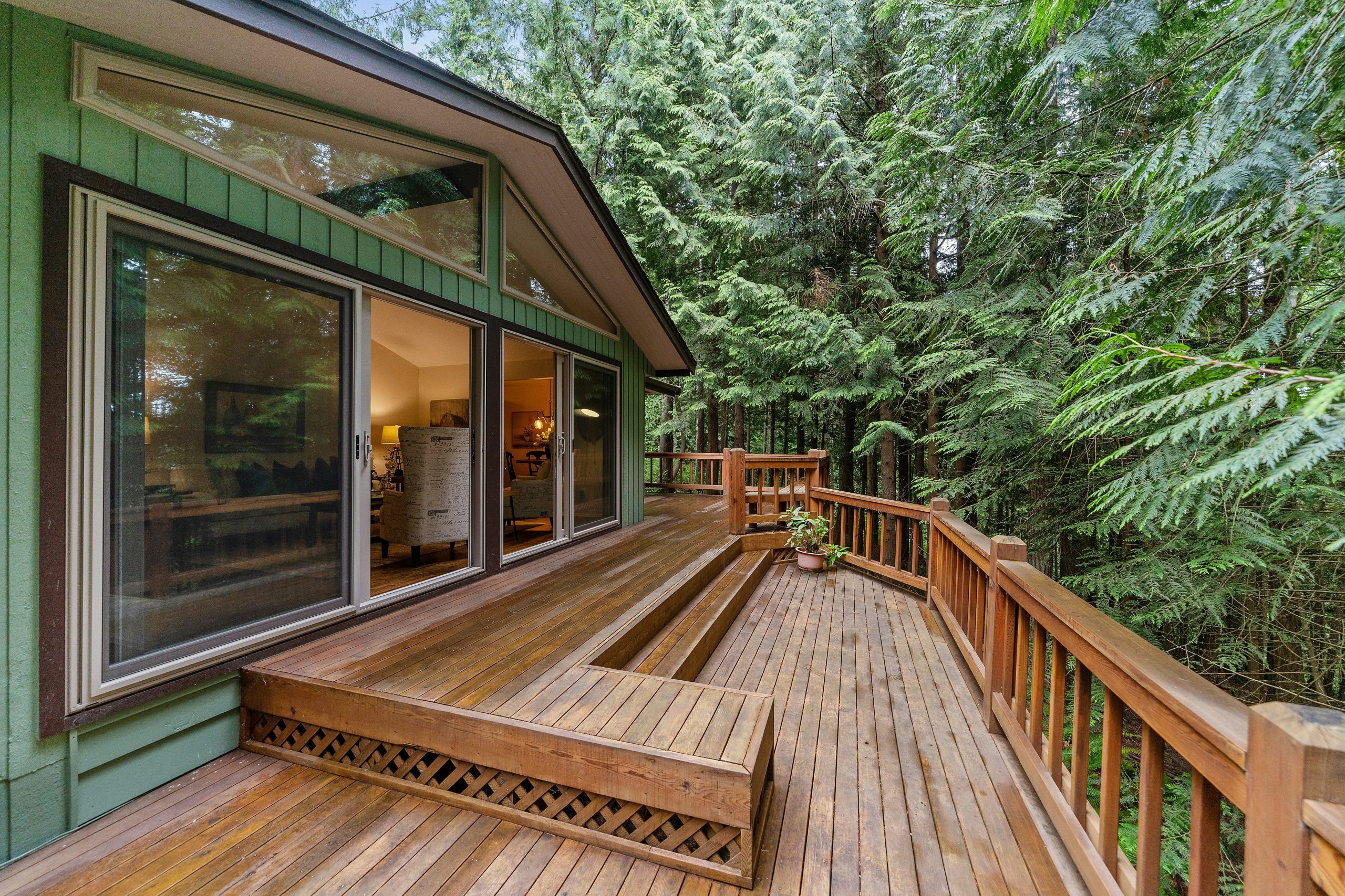 Easy deck maintenance tips for a long life