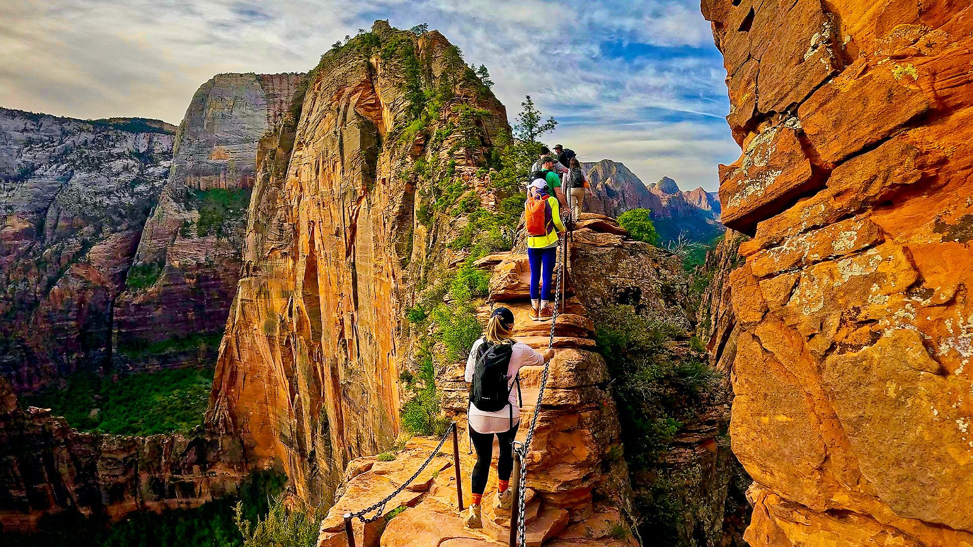 Zion National Park rangers abruptly order visitors off trails after ...