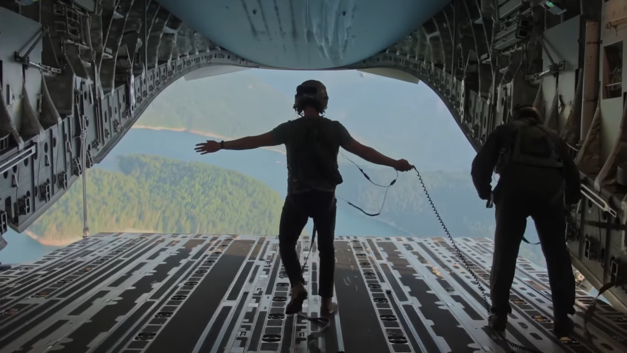 400,000 pounds diving at 12,000 feet per minute - this shouldn’t be ...