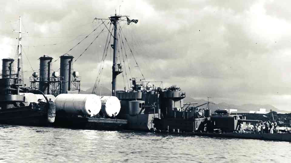 What happened in the first 24 hours after Pearl Harbor was attacked