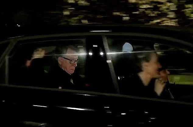 Police feared Mandelson was about to flee to the country: Ex-minister ...