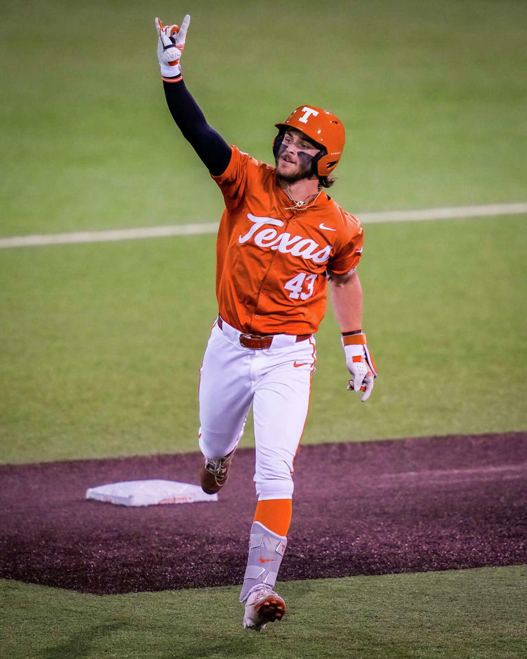 Texas baseball score vs USC Upstate: Live updates, highlights
