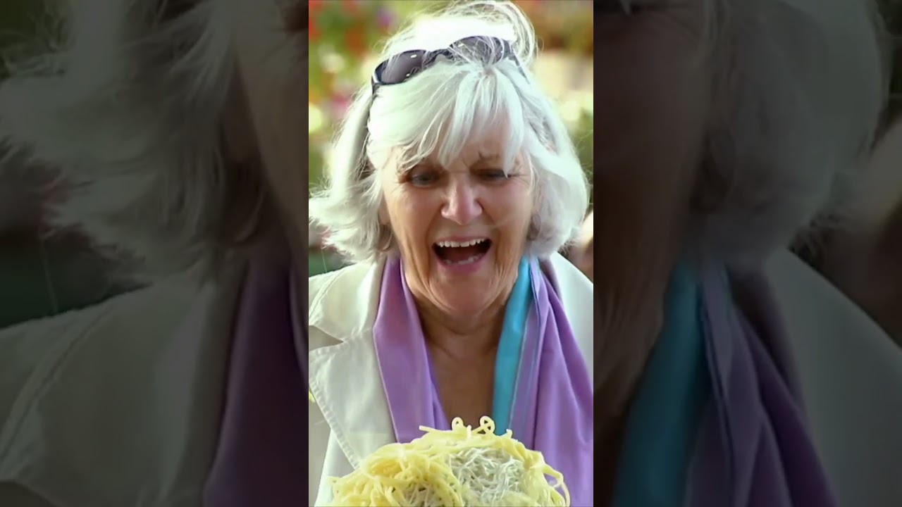 Spaghetti wig! | Just for Laughs Gags