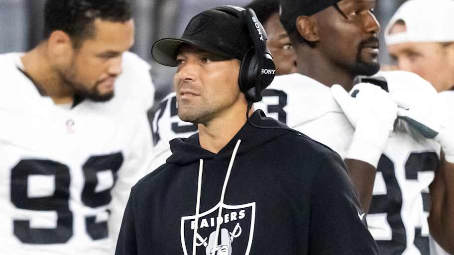 Assessing the Raiders' decision on Rob Leonard