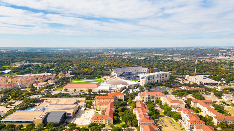 This Fort Worth neighborhood has walkable streets, beautiful homes, and ...