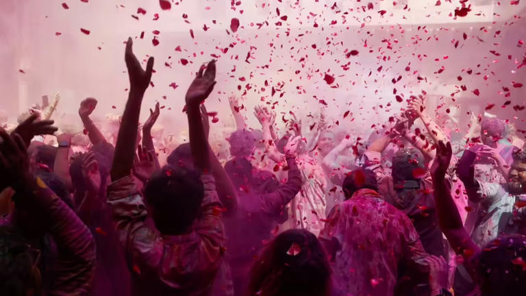 Holi 2026: Check exact date, time and ritual details
