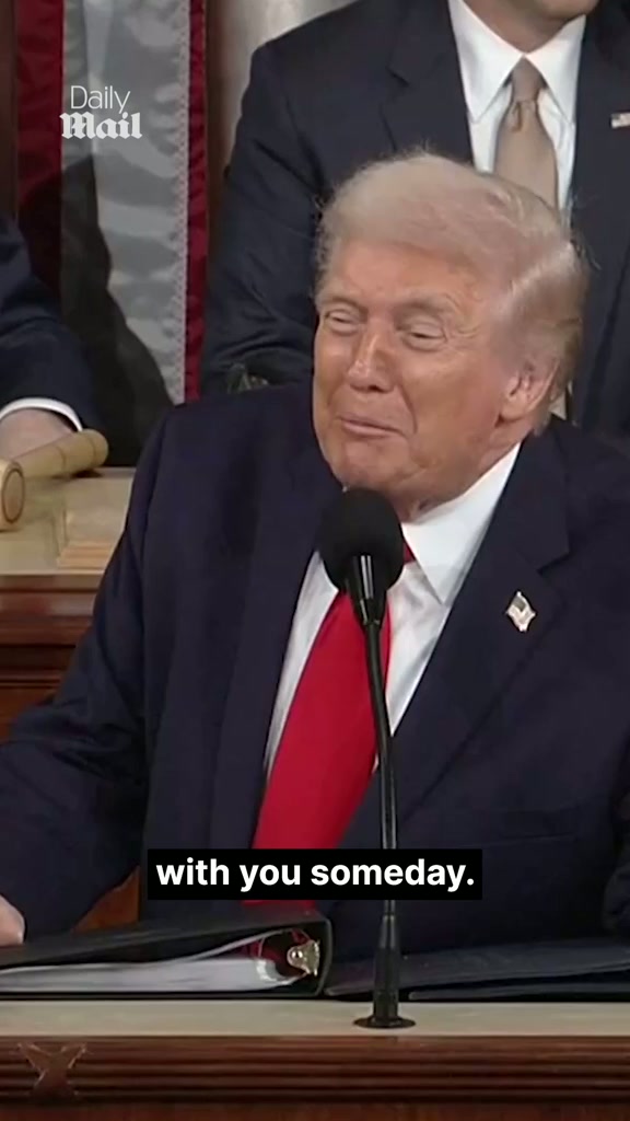 Trump jokes about awarding himself with a Medal of Honor
