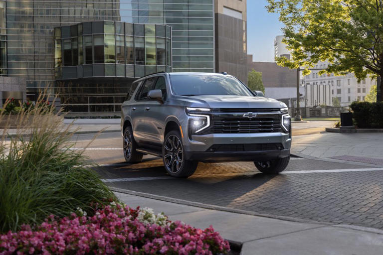 GM recalls 43,000 Chevrolet, GMC and Cadillac SUVs over rear-wheel lock ...