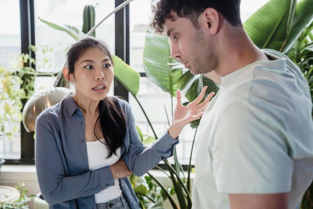 10 female red flags nobody talks about