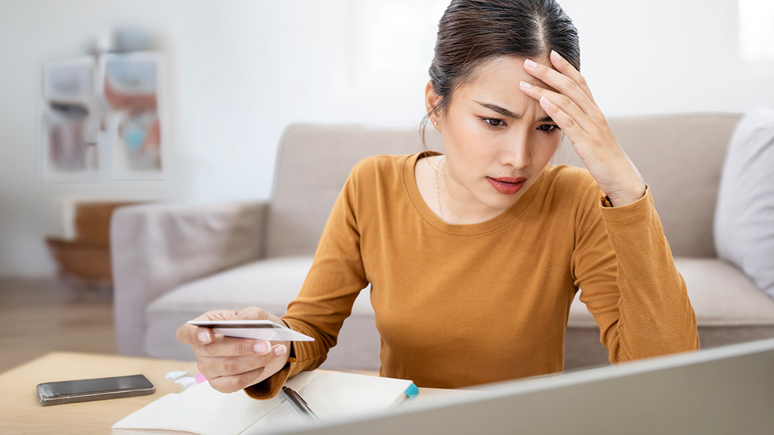 Don't close that old credit card—even if you never use it