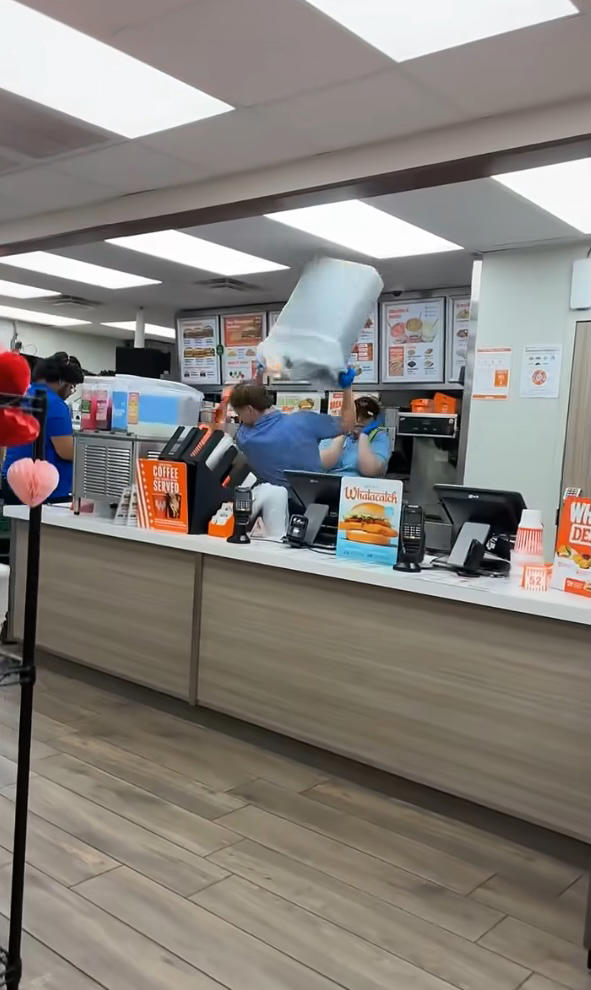 Viral video shows Texas Whataburger workers beat unruly customer with ...
