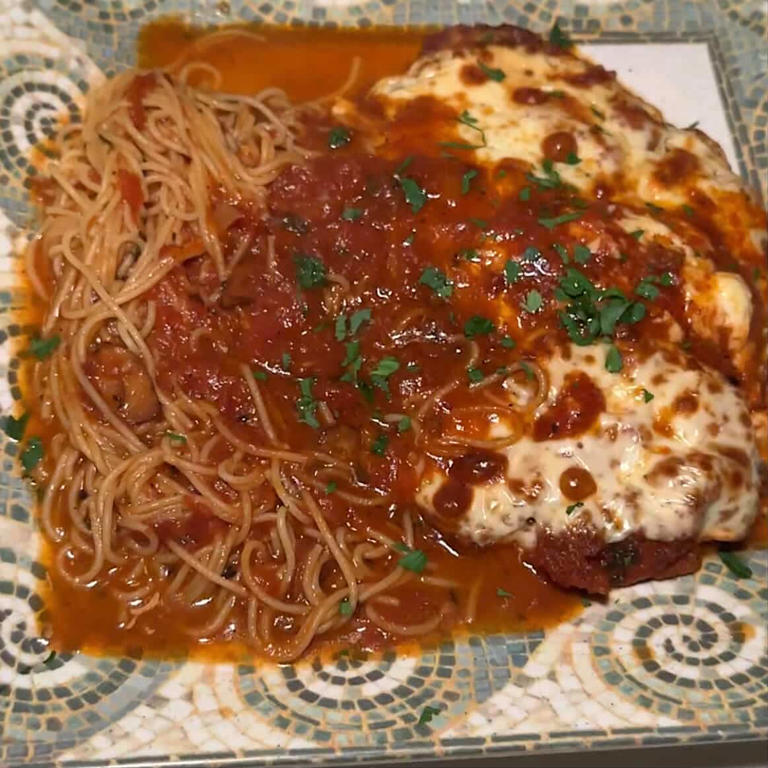 Final Four! Vote for your favorite chicken parm to move to finals