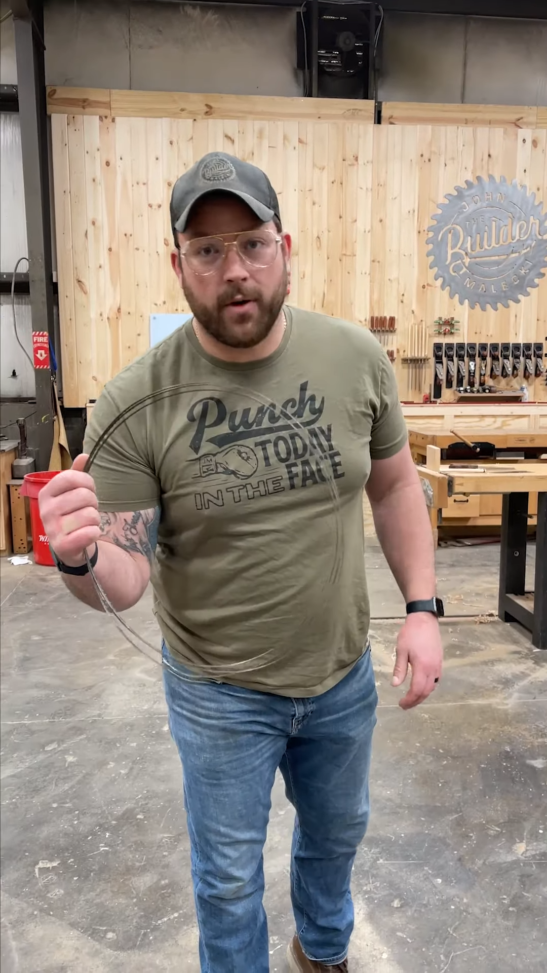 How to fold a bandsaw blade