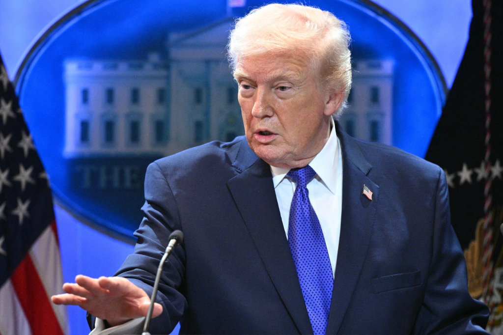 Americans to receive refund checks from Trump’s tariffs under new bill