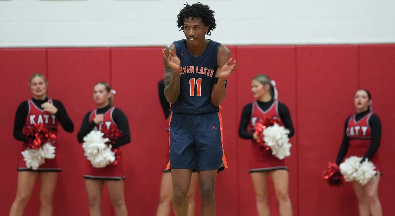 Houston high school boys basketball: Scores from the UIL bi-district ...