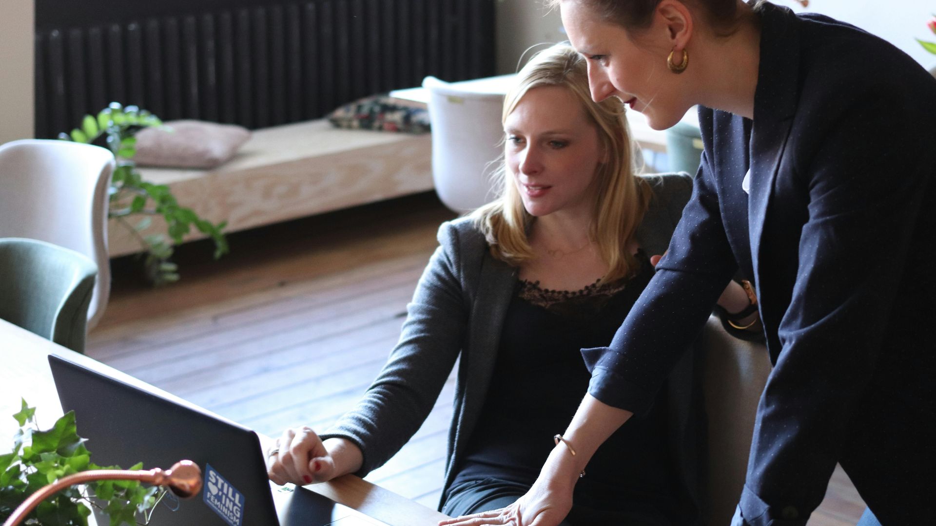 10 green flags in a manager & 10 red flags you should pay attention to