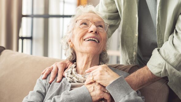 Alzheimer's disease may have 1 clear cause, alarming study finds