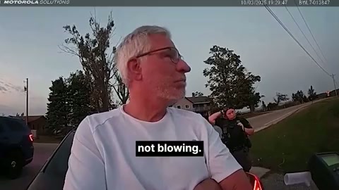 Shocking bodycam shows arrest of 'super drunk' federal judge
