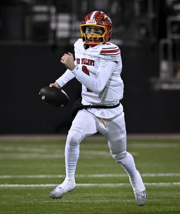 Michigan State football lands verbal commitment from QB Eli Stumpf