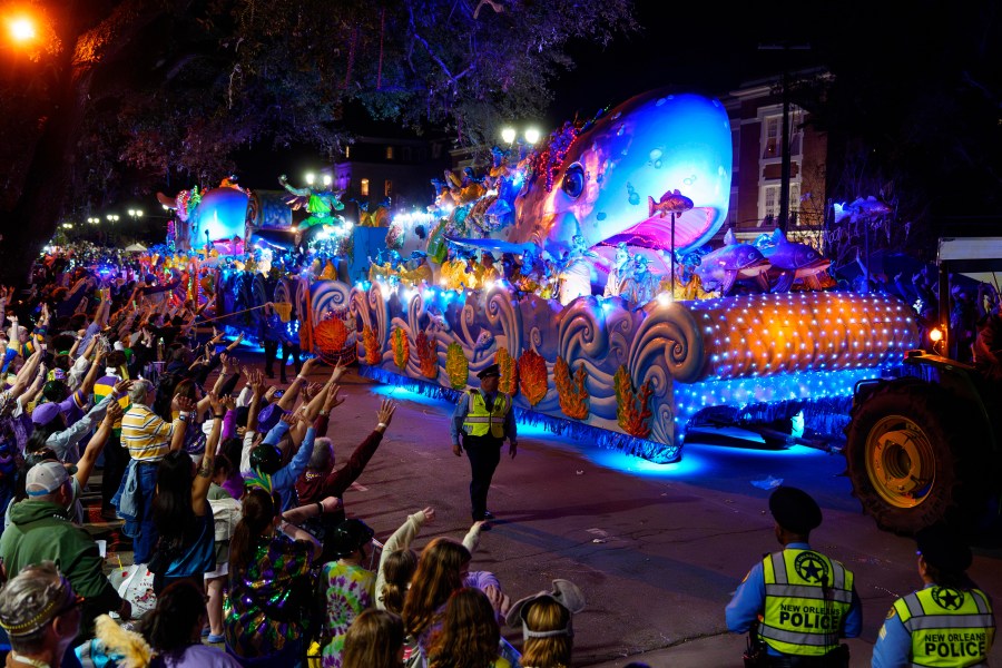 Carnival krewes discuss potential $25 fee for float riders in New Orleans