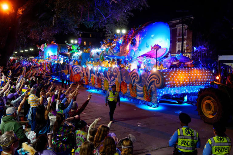 Carnival krewes discuss potential $25 fee for float riders in New Orleans