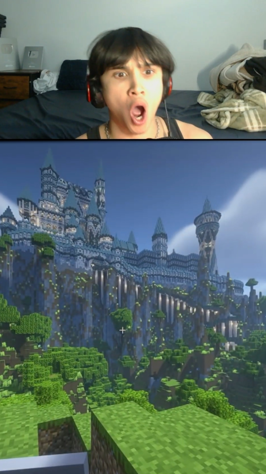 Building a large scale castle in Minecraft