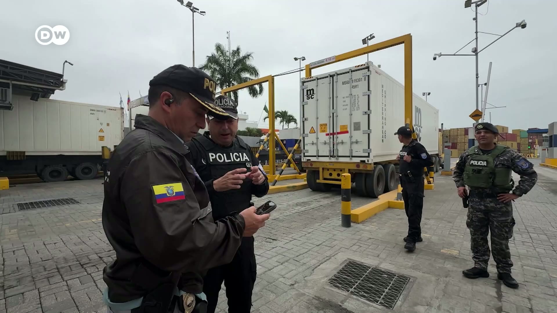 Puertos ecuatorianos luchan contra el narco