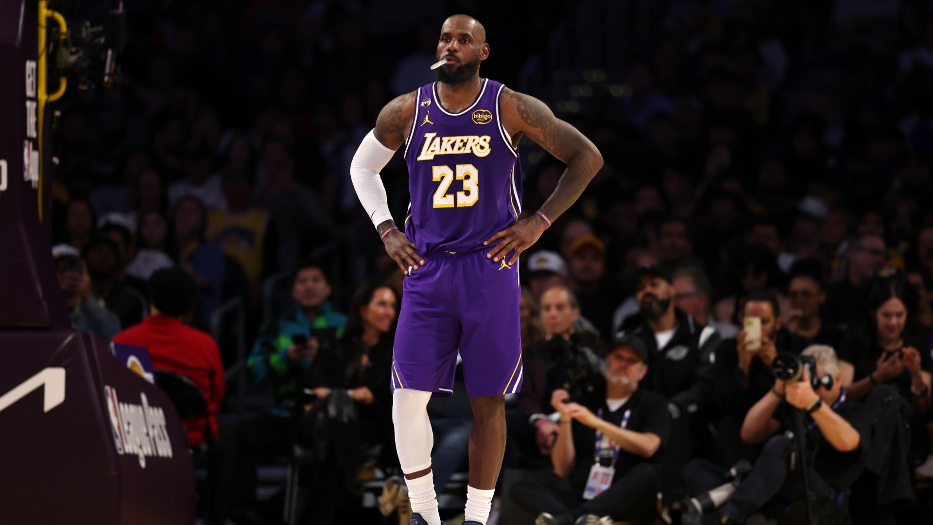 Magic narrowly defeats Lakers; LeBron's post-game comments