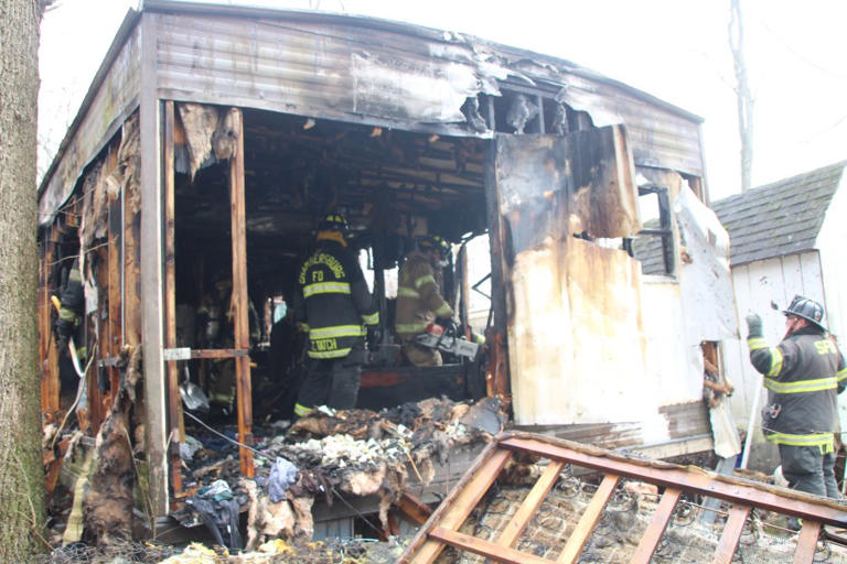 Fire crews respond to mobile home fire in Franklin County