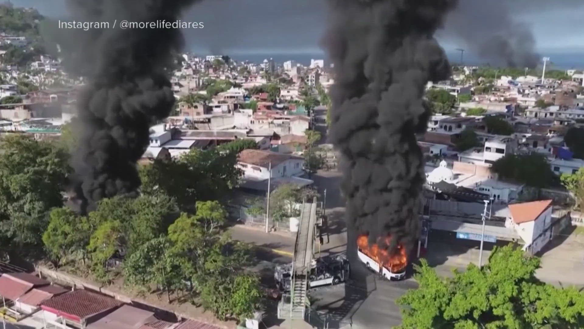 American tourists leaving Mexico after a cartel leader was killed