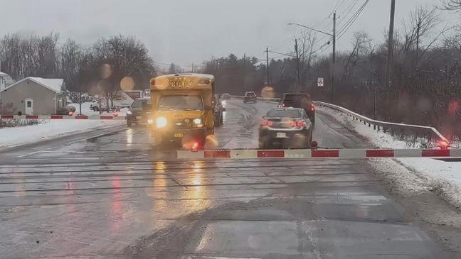 Drivers report railroad crossing issues in Monroe County
