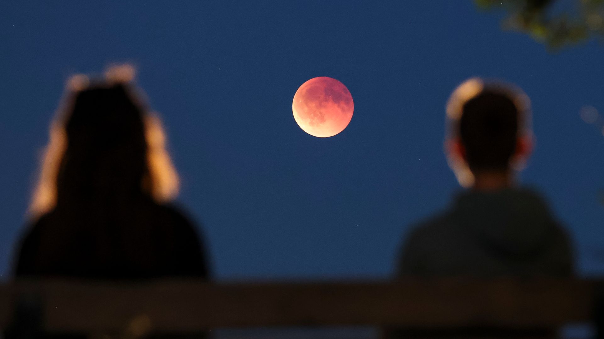 How to watch the rare blood moon total lunar eclipse in North and ...