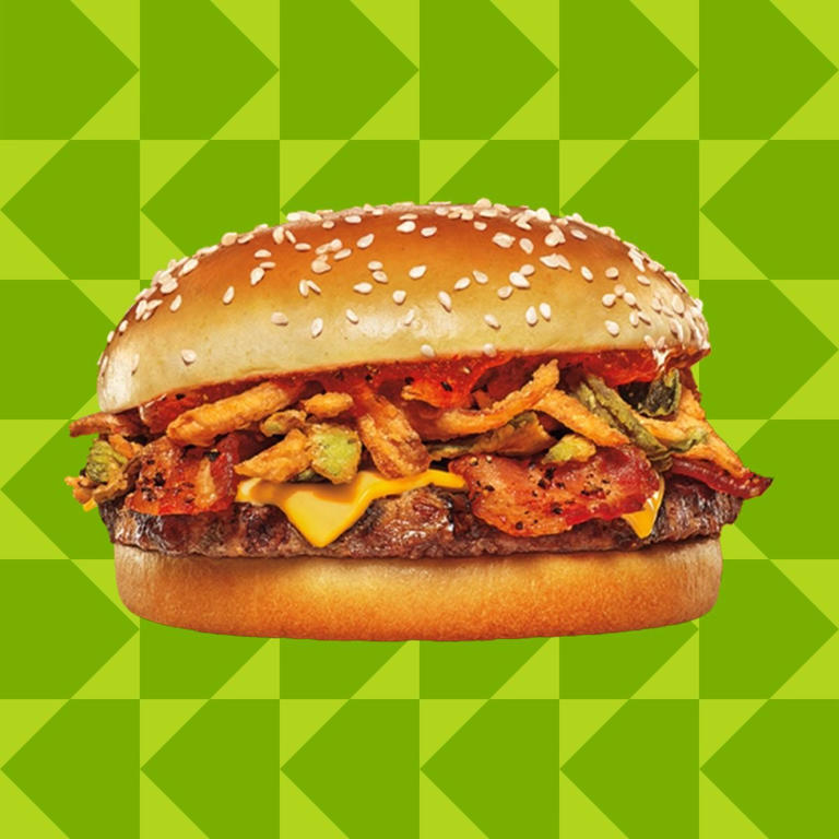 I tried Burger King’s maple bourbon BBQ Whopper, and I get the hype