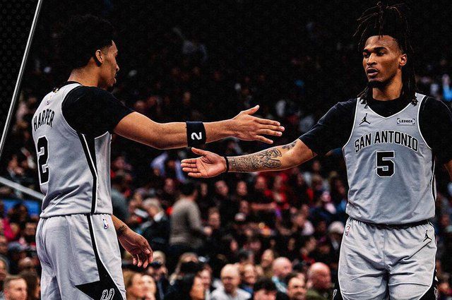 Spurs win 10th straight, Pistons silence Thunder in battle of NBA's best