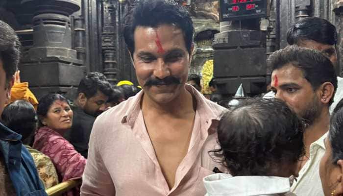 Father-to-be Randeep Hooda visits Mahalaxmi Temple in Kolhapur, smiles ...