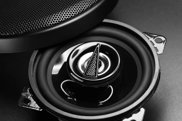 Unlocking superior sound: Why your $5,000 car audio sounds like a mono ...