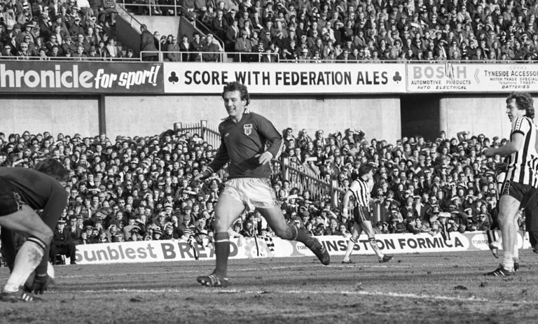 We all live in a Gary Rowell world and here's 11 memories from his 1979 ...