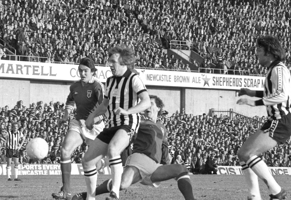 We all live in a Gary Rowell world and here's 11 memories from his 1979 ...