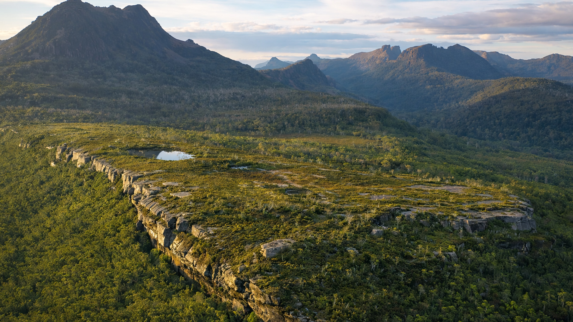 Pourquoi le sommet de cette montagne est-il plat