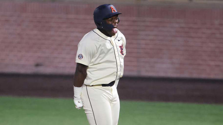 Bingham and Bub's big hits give No. 5 Auburn Tigers thrilling walk-off win