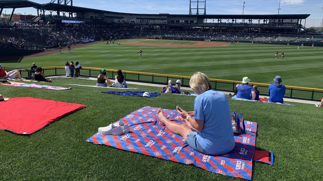 Spring training brings baseball fans back to the desert