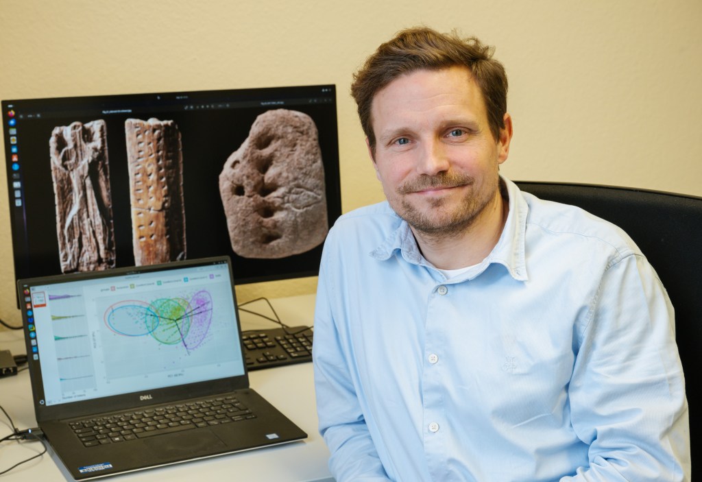 Humans could have been 'writing' 40,000 years earlier than anyone thought