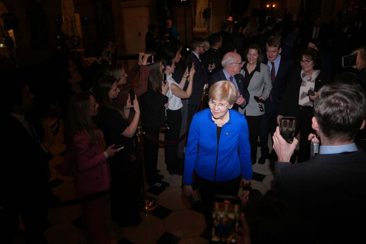 Democrats court Elizabeth Warren for 2028 as party rethinks 2024 losses ...