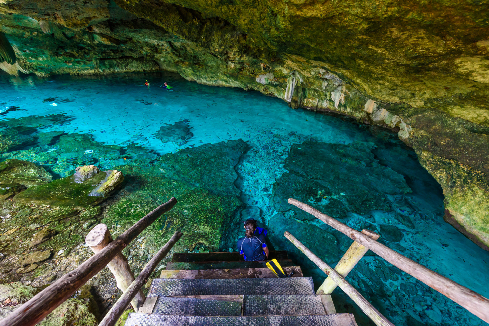 The breathtaking beauty of sea caves from around the world
