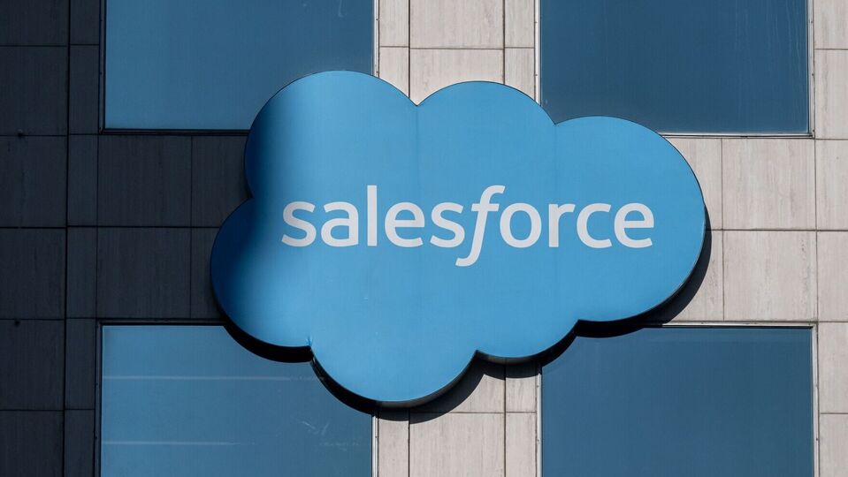 Salesforce shares down 4% in premarket on weak guidance, raising ...