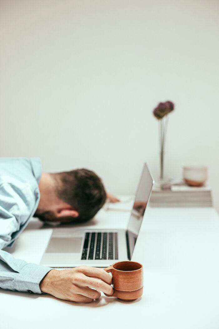 31 people call out the stupidest things they’ve ever heard people brag ...